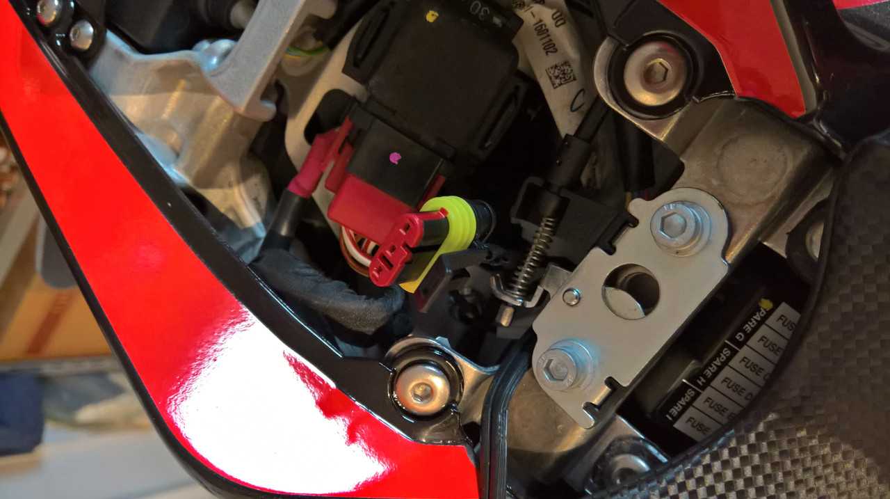 WP 20160511 14 07 59 Rich LI[1] — Postimages