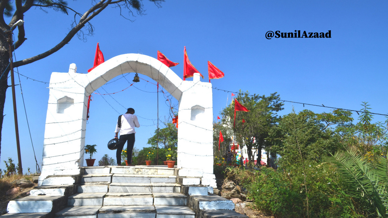 Hiking to Kamlah Fort…..!!! | Joy Club