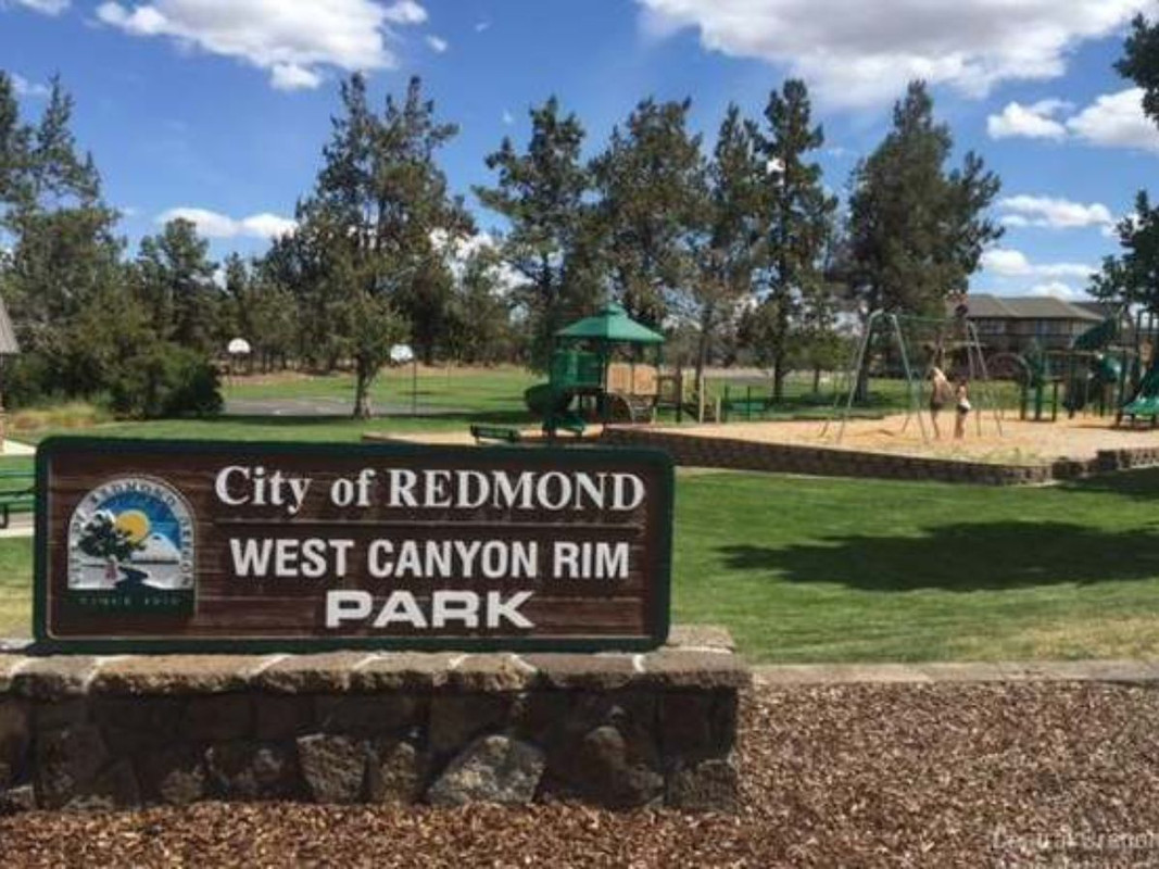 West Canyon Rim Park — Postimages