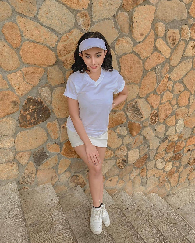 Model Majalah Dewasa Messya Iskandar Sempat Tolak Test Urine saat di ...