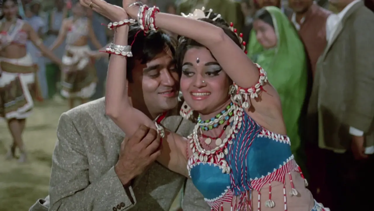 f 272 — Postimages