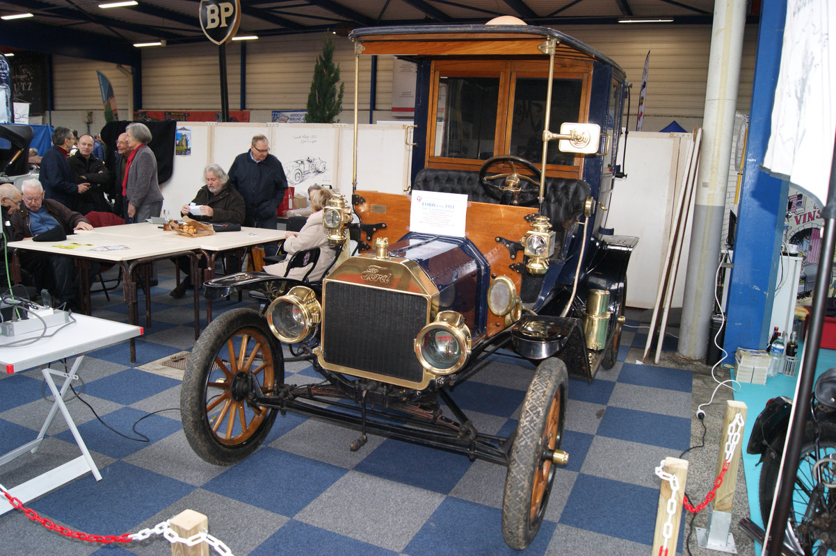 T TOWN CAR 1911 — Postimages