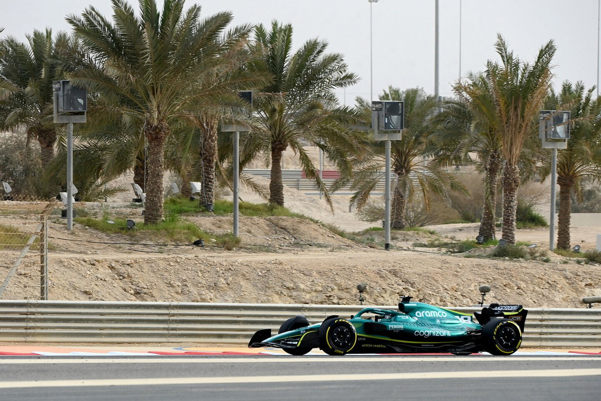 1003067 — Postimages