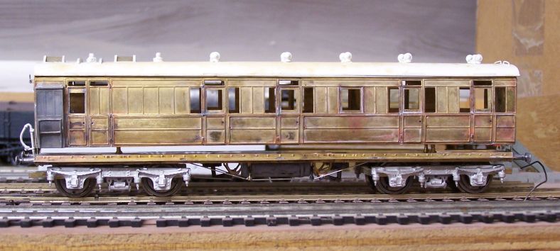 61.5 foot Gresley Full Brake... What's the sticky out bit and why does ...