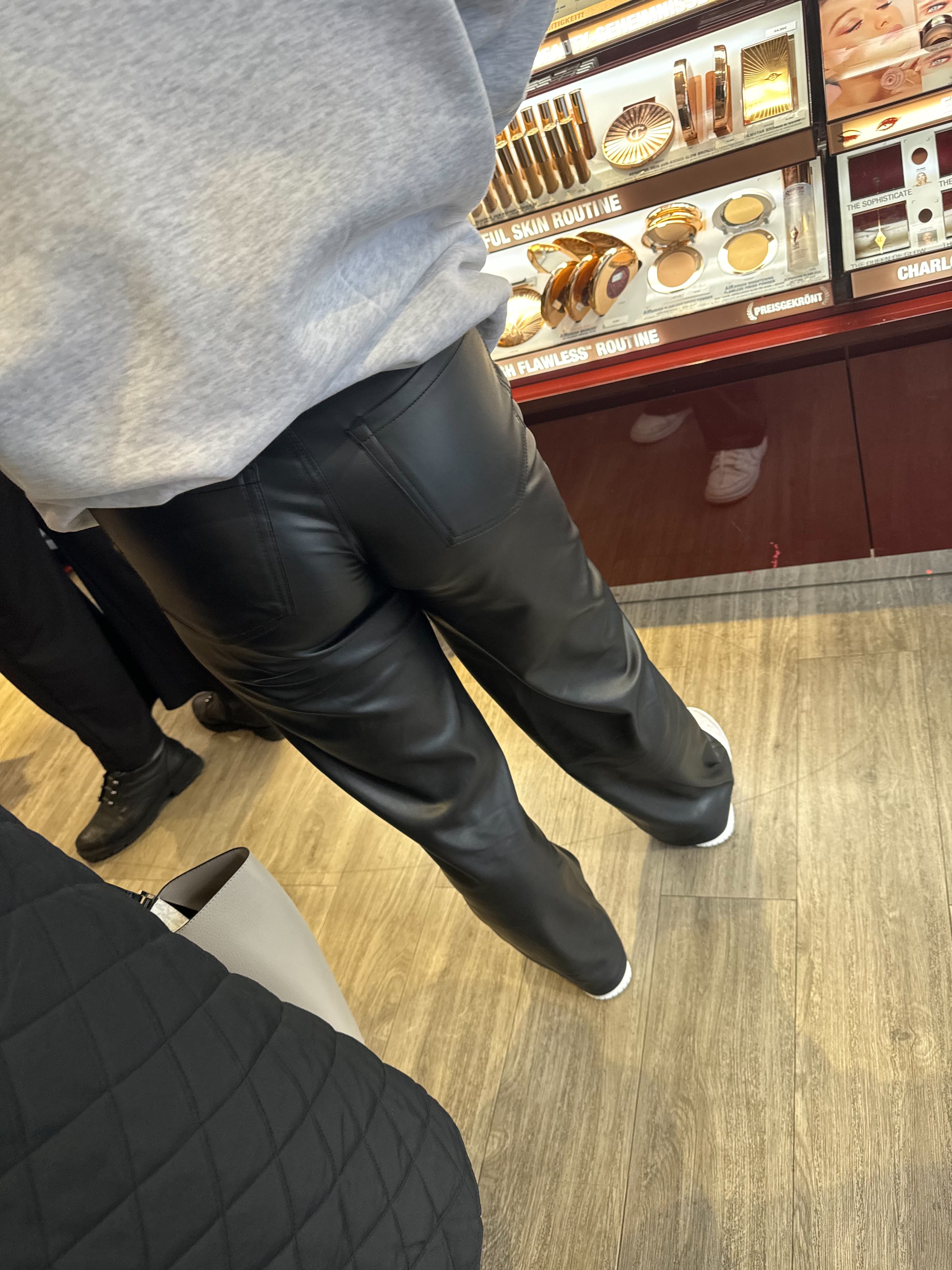 temp Image MRNBMS — Postimages