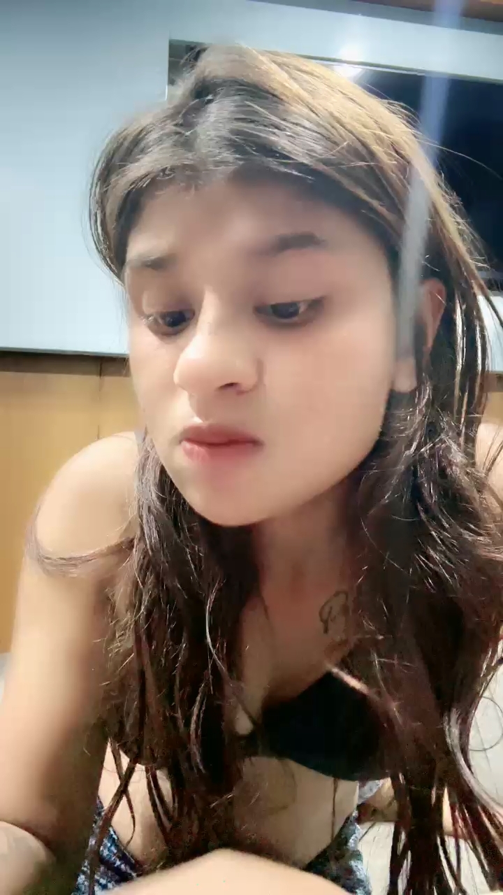 Semmy Tango Live mp4 snapshot 08 56 045 — Postimages