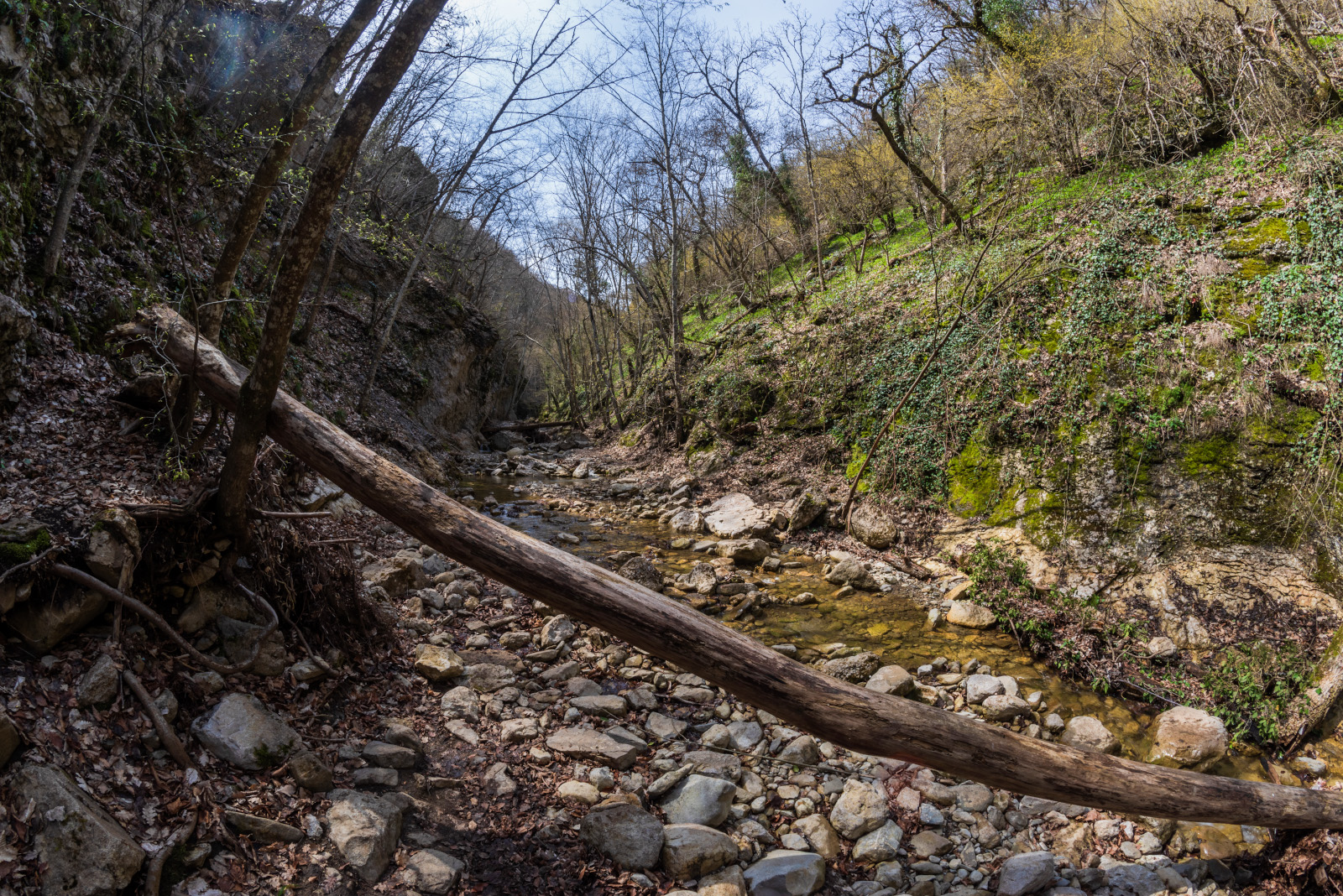 V0000983 1600 — Postimages