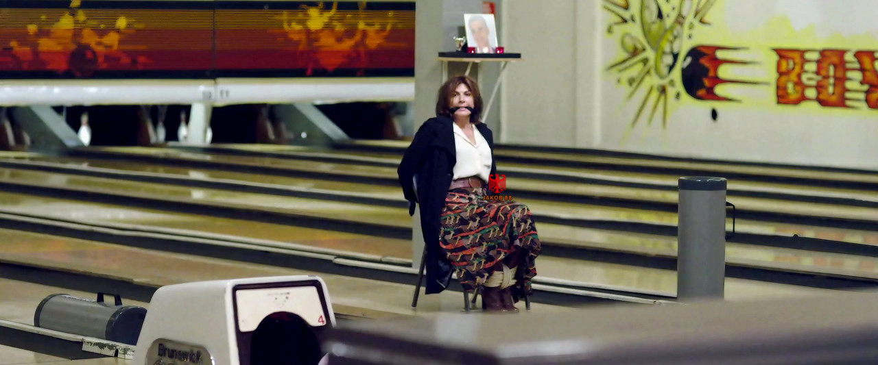 Kim van Kooten Black Out 2012 — Postimages