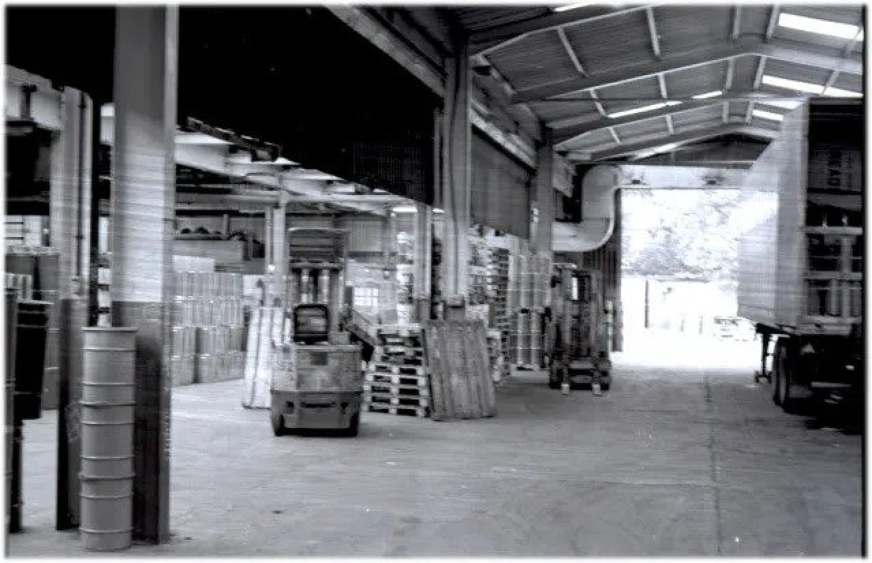 Loading Bay Readsc1978 — Postimages