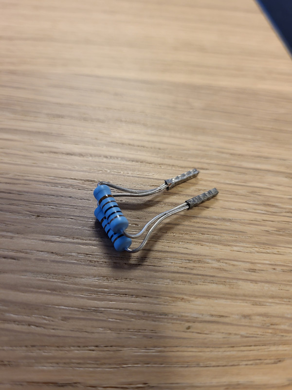 110 ohm parallell resistor : r/PLC