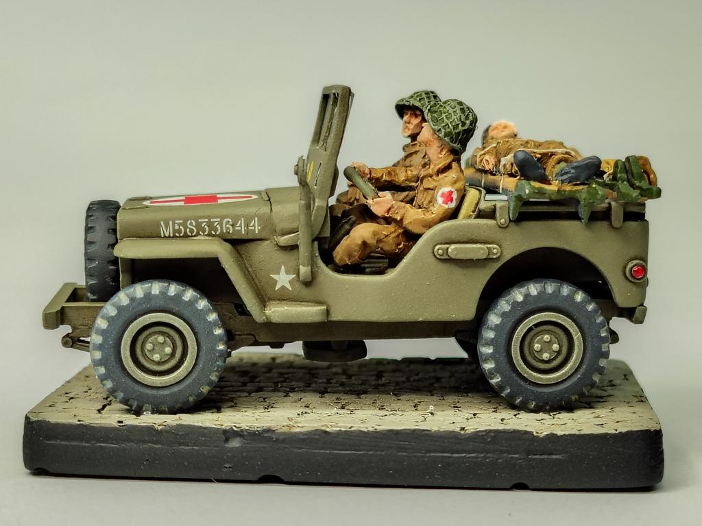 1/72 Jeep Ambulance / Academy 1310 - The Unofficial Airfix Modellers' Forum