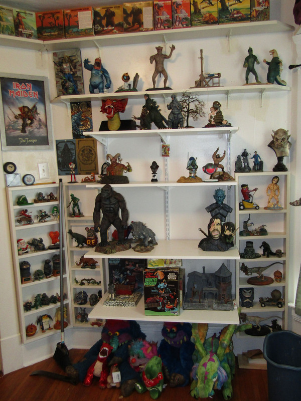 displayshelf62401 — Postimages