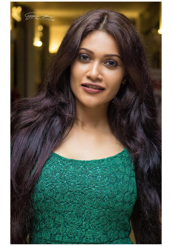 008 Chulakshi Ranathunga — Postimages