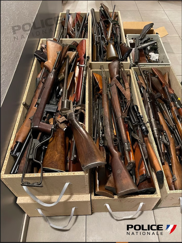 53367 E4 E B0 D1 406 F 9 ED3 87880 C0 F35 C1 — Postimages