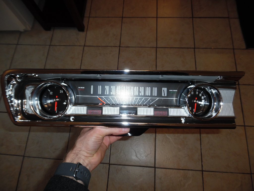 Anyone mod the standard falcon style instrument cluster? | Vintage ...