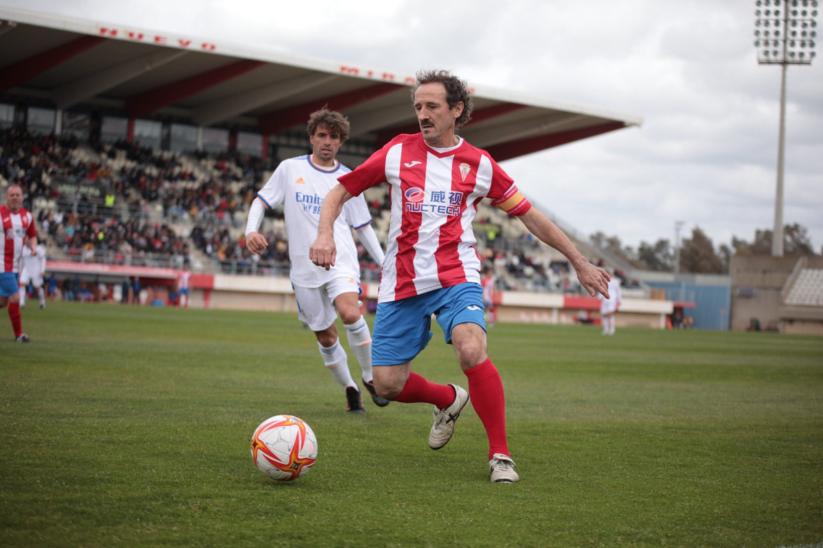 FParu UNXo AQ6 Kj P — Postimages