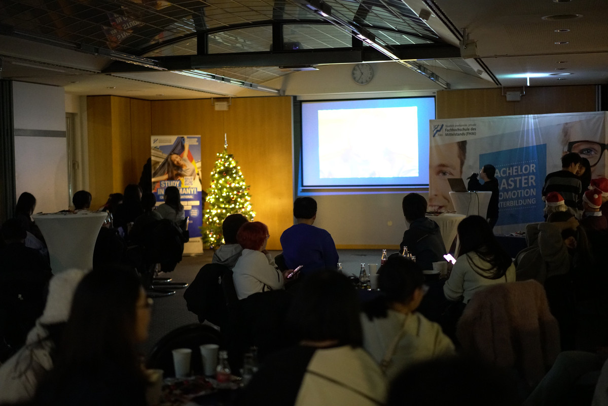 temp Imageu4 AHQa — Postimages