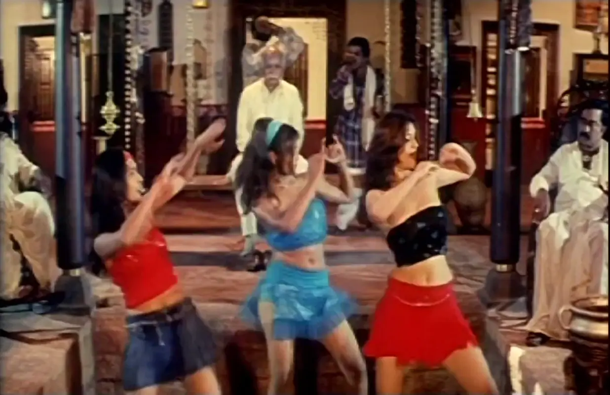 f 228 — Postimages