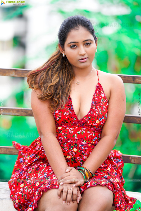 teja reddy red floral mini dress rps12 — Postimages