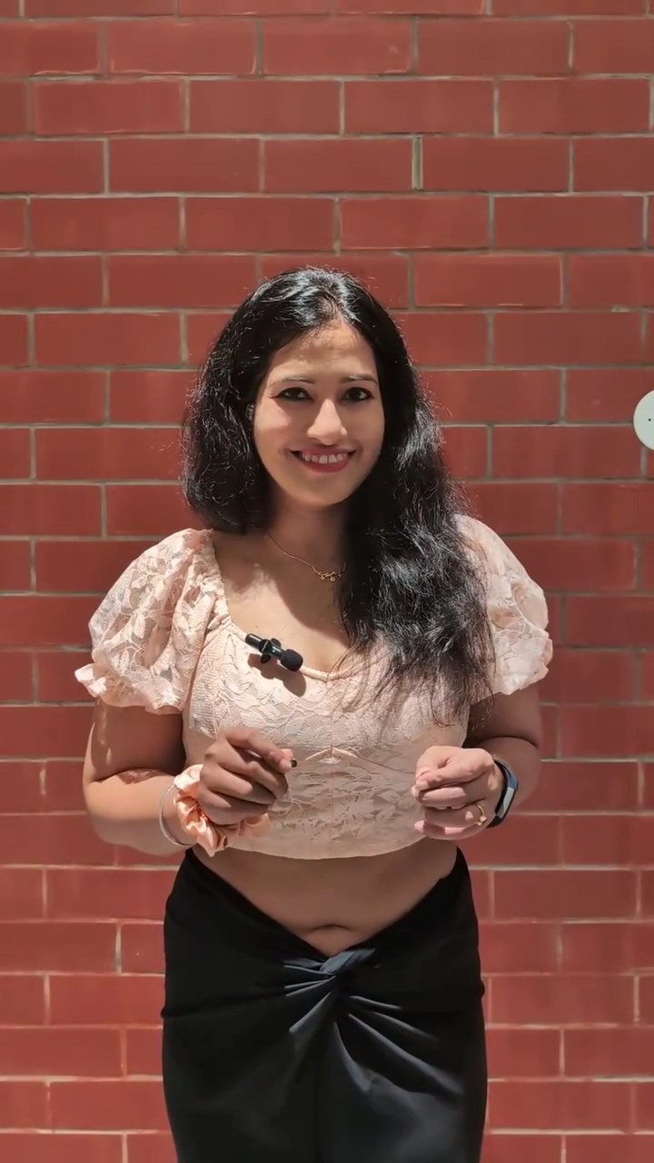 hot lady very big deep navel in tight pink outfit mp4 snapshot 00 01 ...