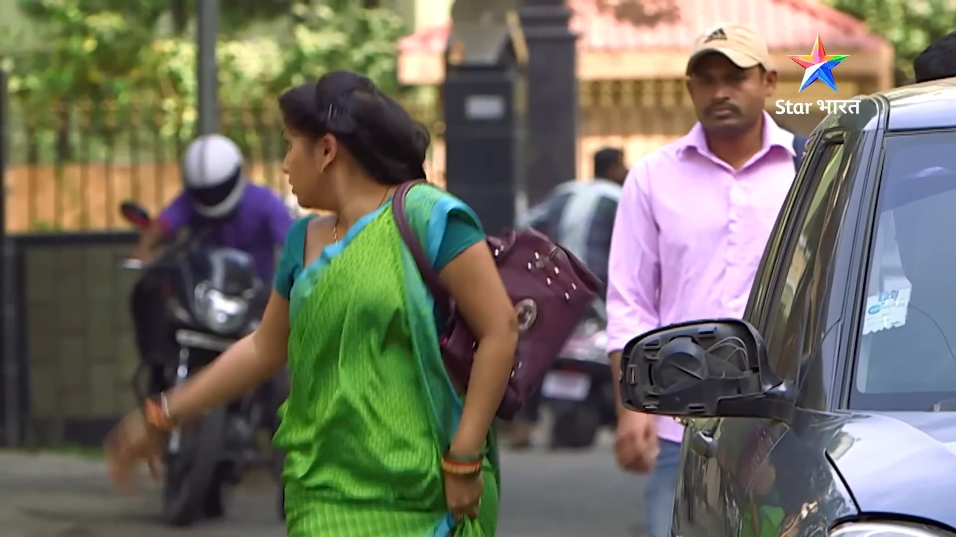 Sexy hot lady seductive scenes in lowhip saree savdhaan india mp4 snapshot 00 09 258 — Postimages