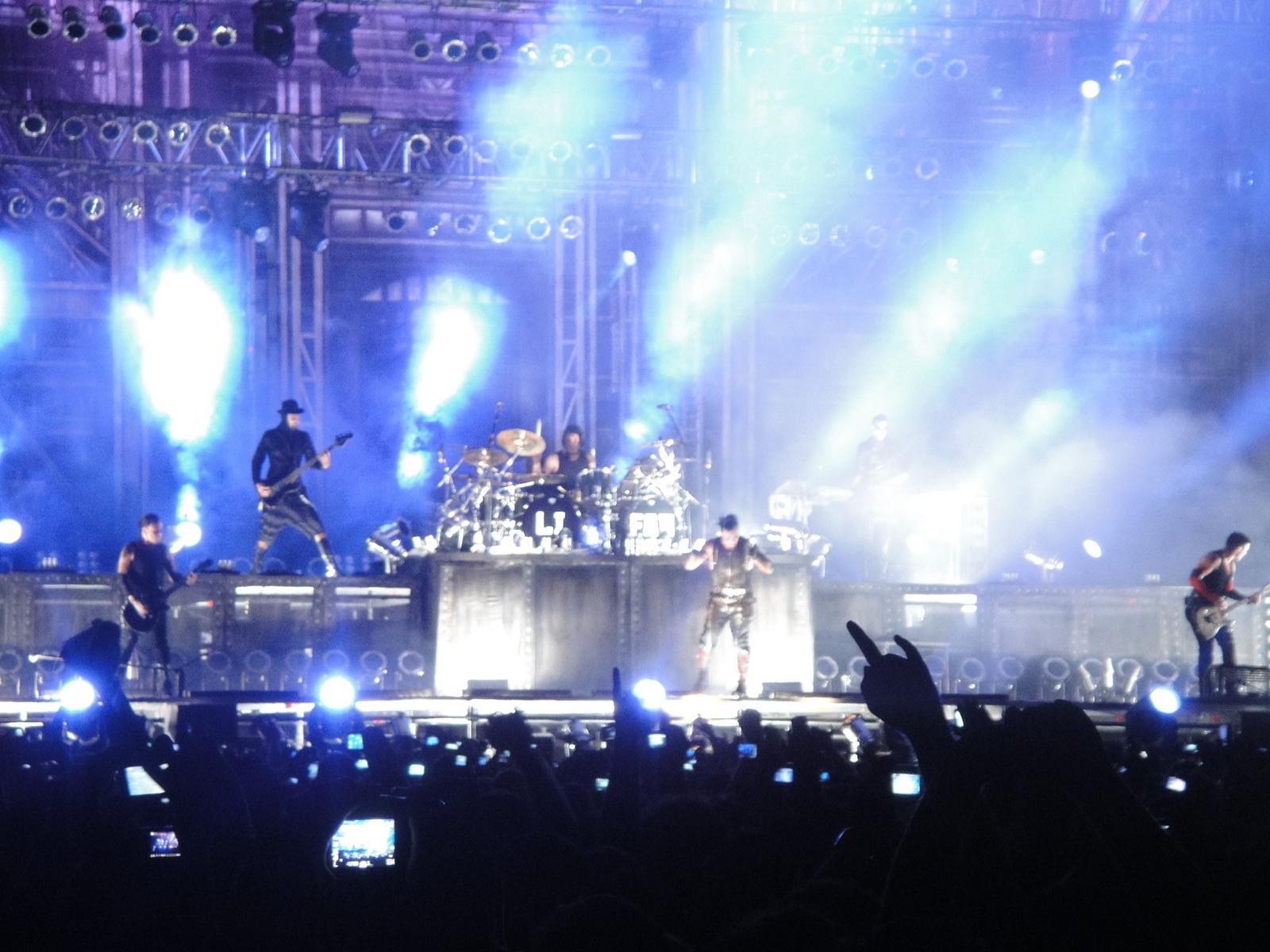 1 (88) — Postimages