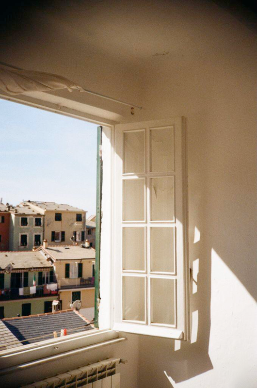 window — Postimages