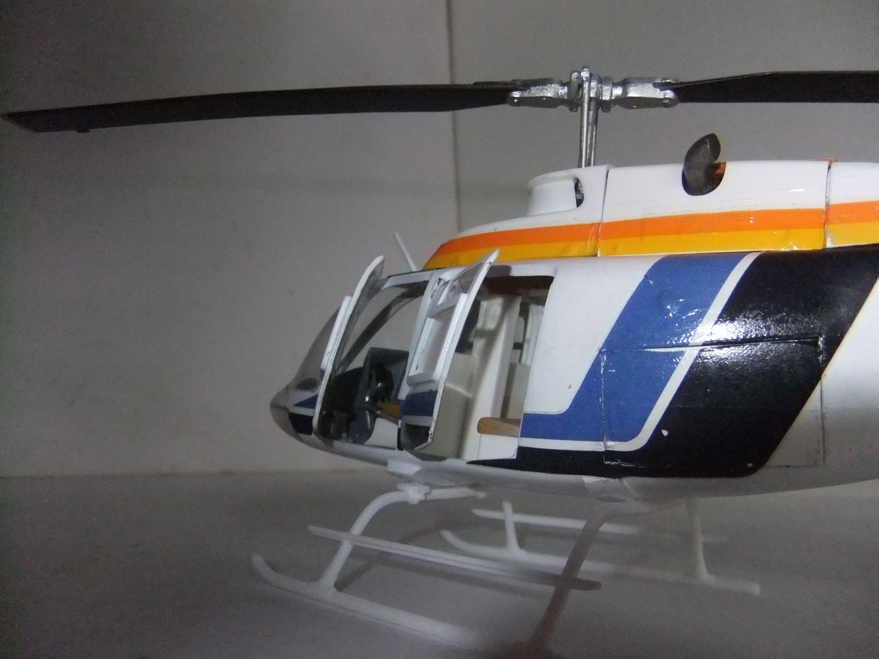 Revell 1/32 bell 206II jet ranger - Ready for Inspection - Aircraft ...