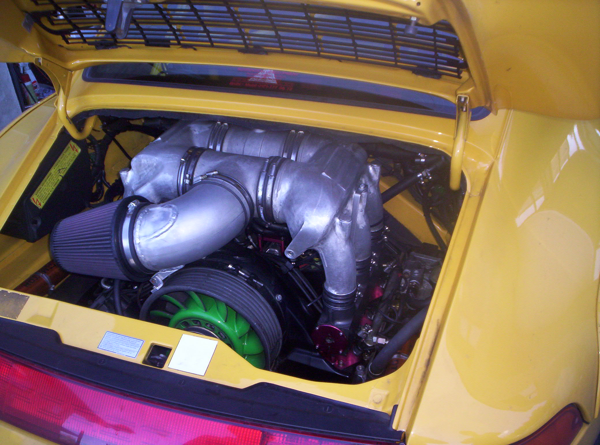 Porsche GT2 big intake — Postimages