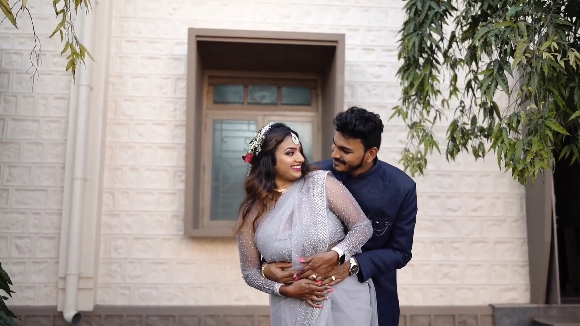 Kannadiga Sexy bride huge boobs in ash saree mp4 snapshot 00 05 421 — Postimages