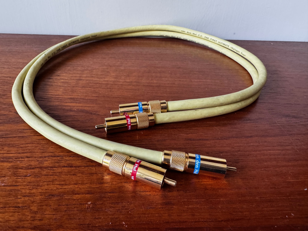 VAN DEN HUL THE FIRST ULTIMATE MK1 — Postimages