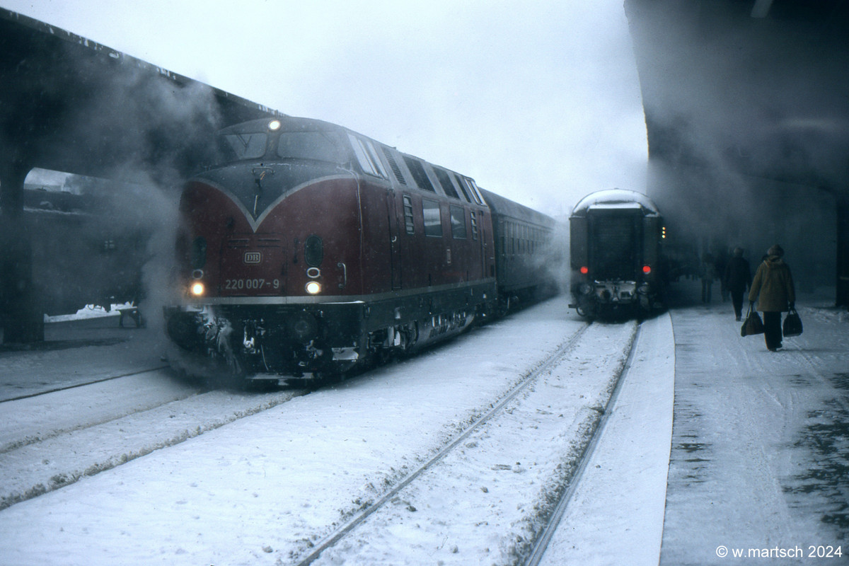 33 6539 — Postimages