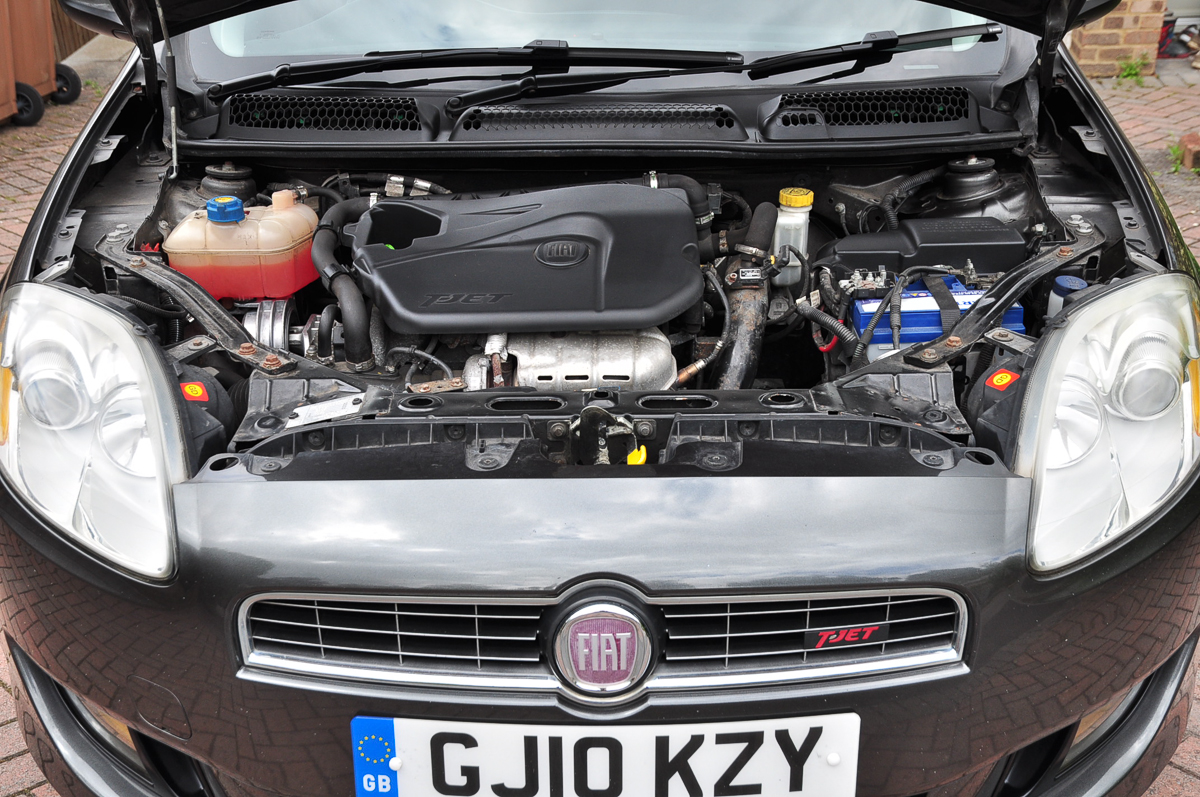 Fiat Bravo T-Jet 150 (2010) | Detailing World Forum