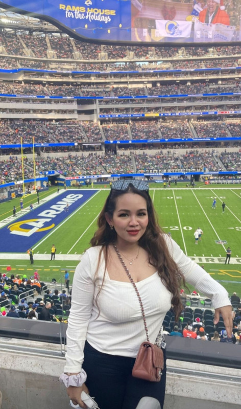 Photo Grid Site 1672123151251 — Postimages