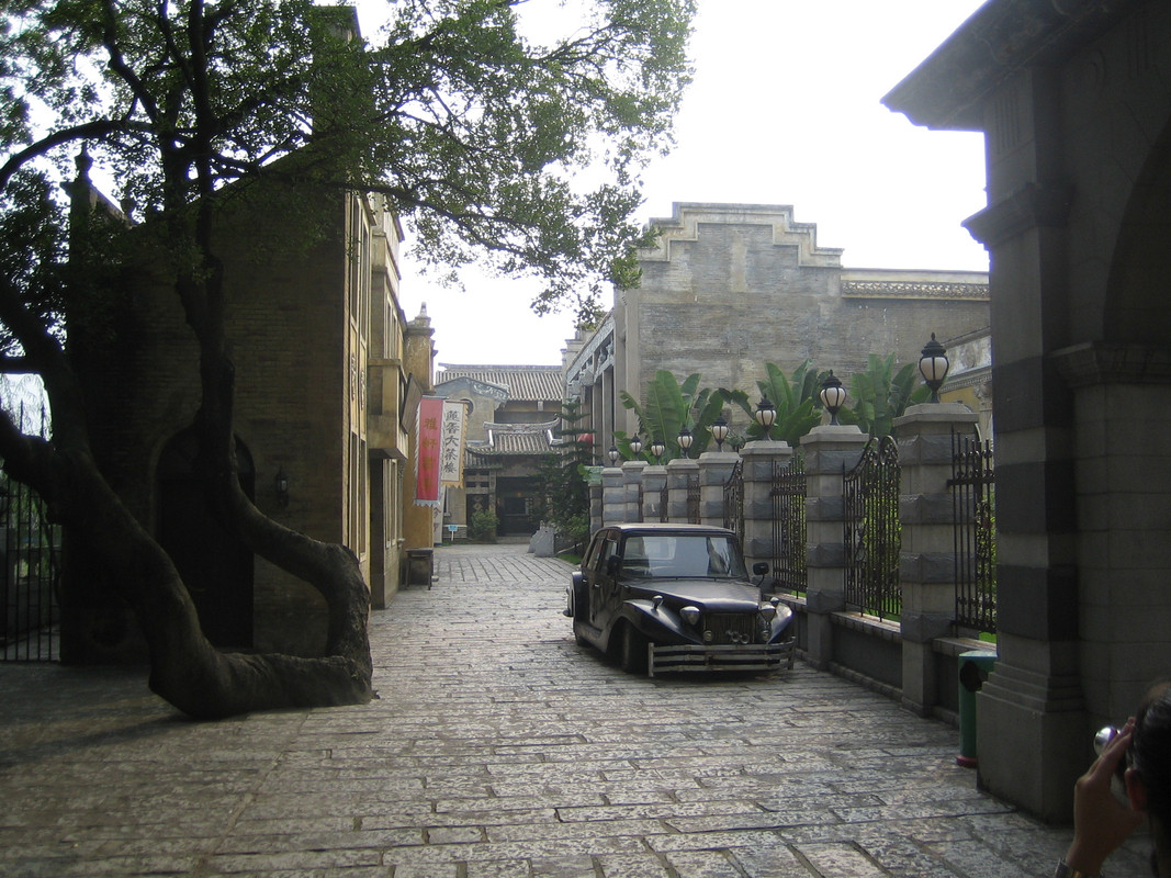 Building 03 — Postimages