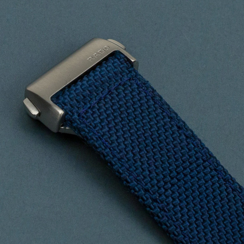 Rado Hyper Chrome Captain Cook Titanium 45 ref R32501206 9 — Postimages