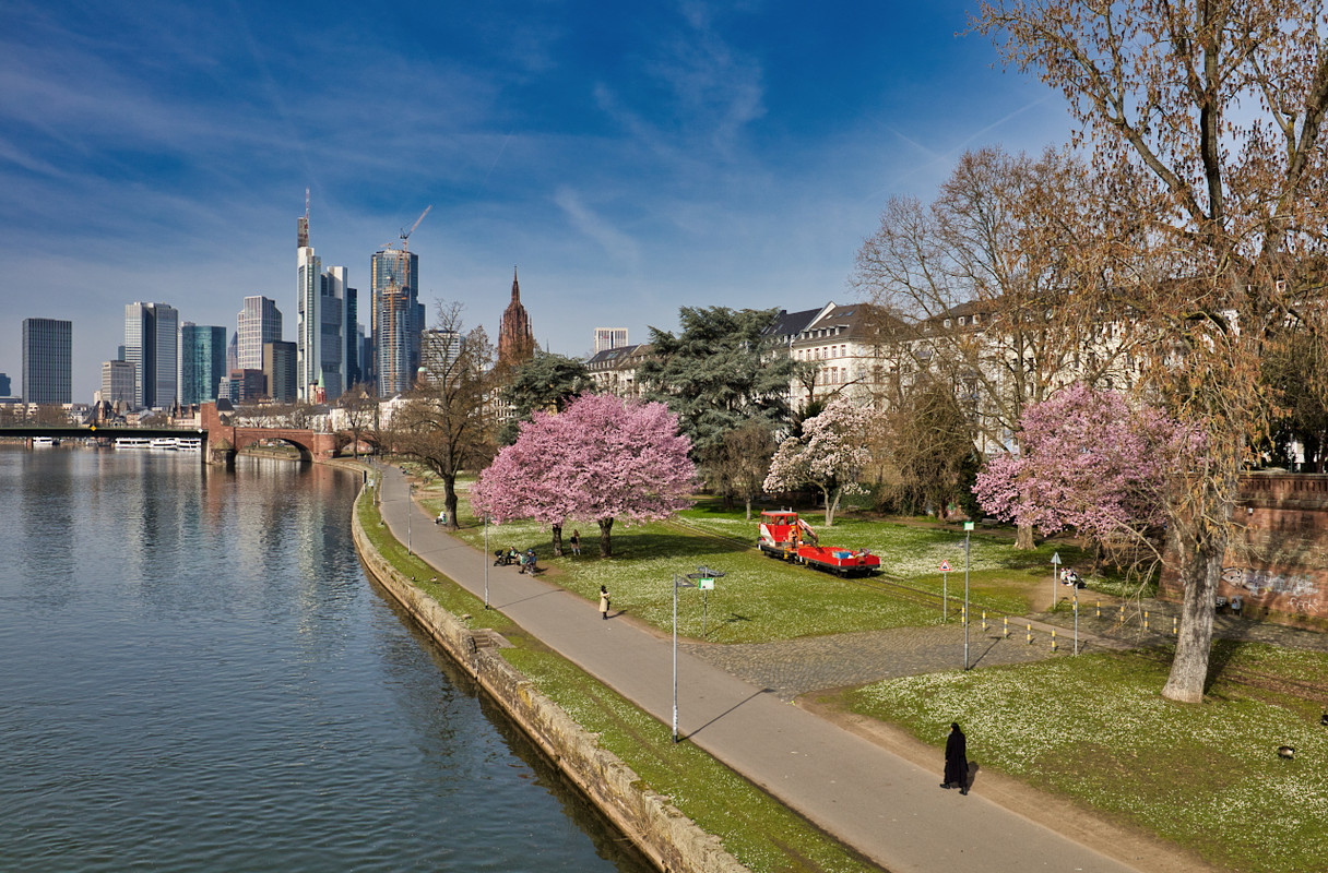 HFM KL2 Hafenbahn Frankfurt (1)sv — Postimages