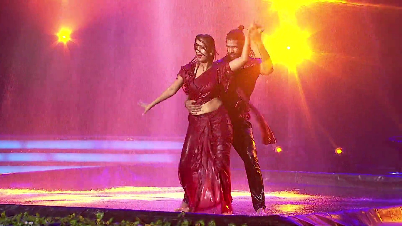 N (24) — Postimages