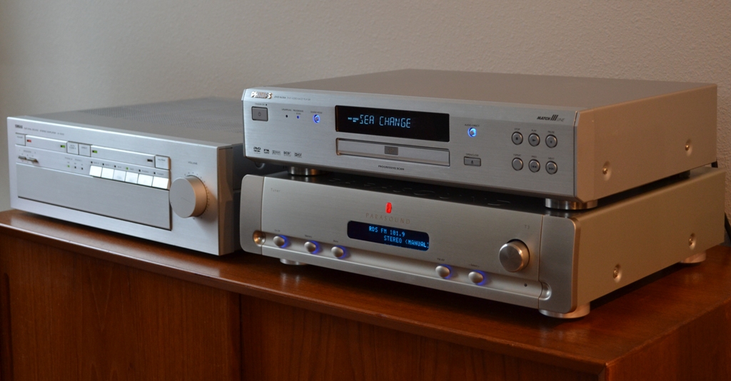 Inexpensive silver-faced CD/DVD player? | Audiokarma Home Audio Stereo ...