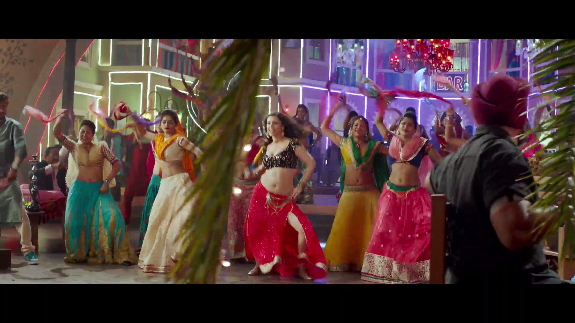 00 03 05 — Postimages