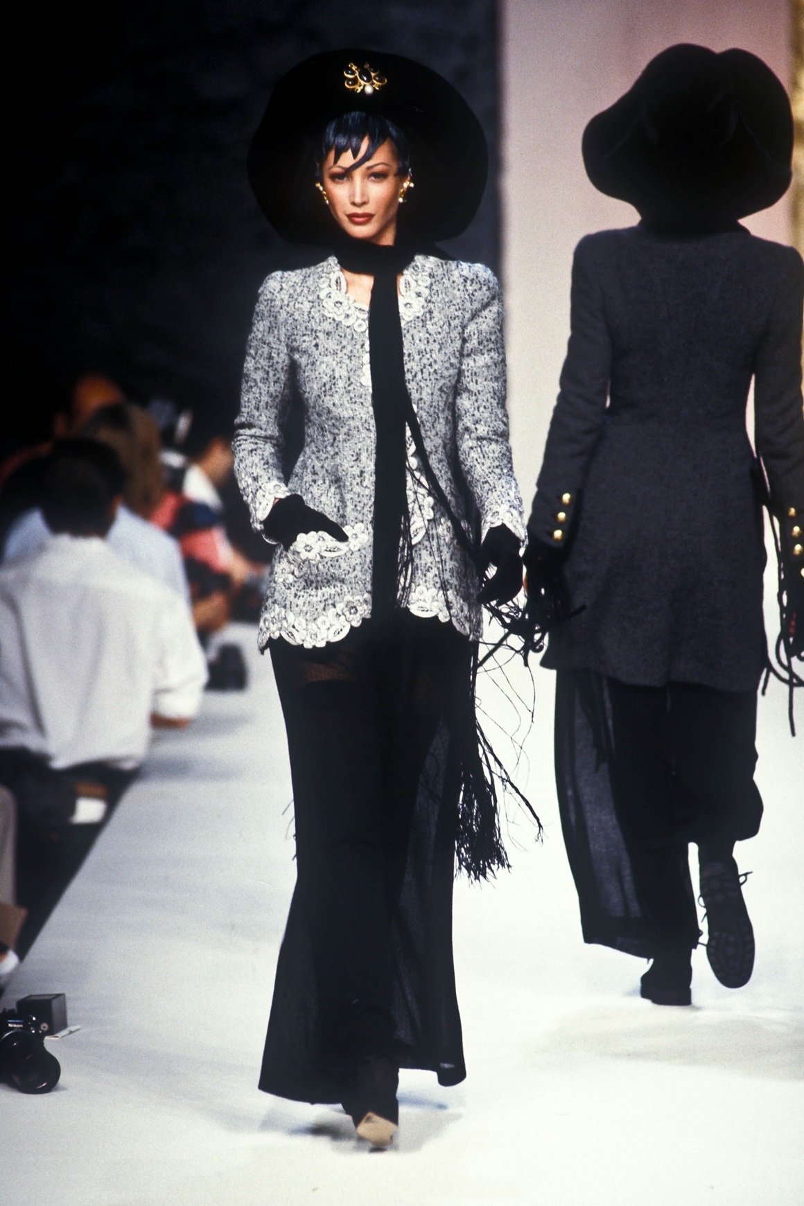 Fashion Classic: CHANEL Haute Couture Fall/Winter 1992 | Lipstick Alley