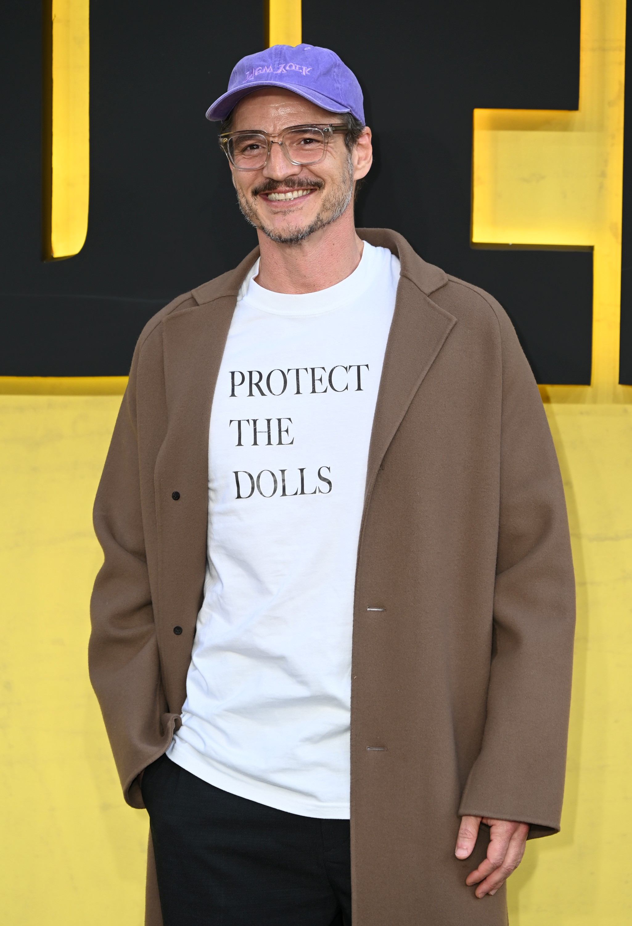 Pedro Pascal 050 — Postimages