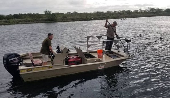 I need to build a fish shocker... help - AR15.COM