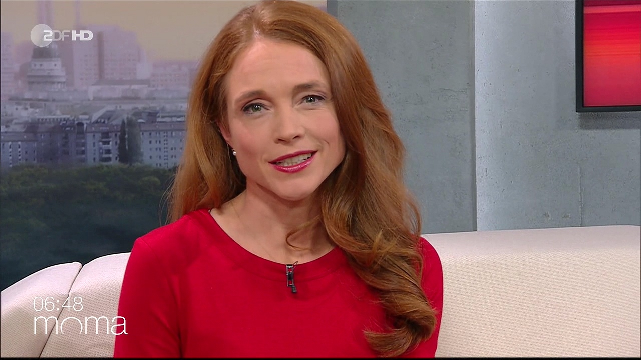 Mirjam Meinhardt ZDF Mo Ma 03 11 2021 pp 03 — Postimages