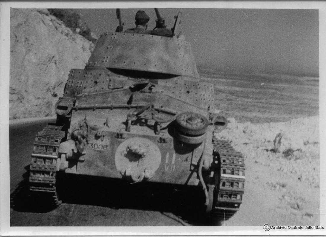 M13/40 reference photos - Missing-Lynx