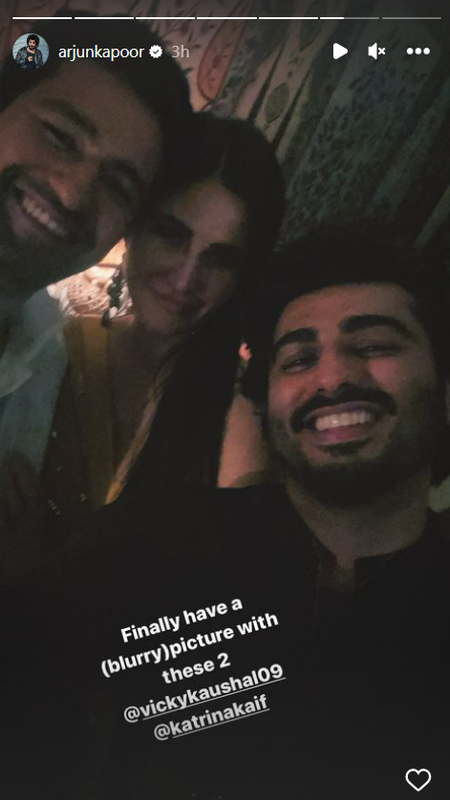 Arjun Kapoor 'finally' clicks selfie with Katrina Kaif, Vicky Kaushal on Diwali, photo goes viral