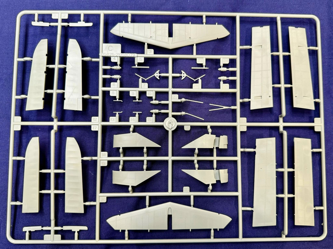 1/48 - Fairey Barracuda Mk.II by Trumpeter - released - The ...
