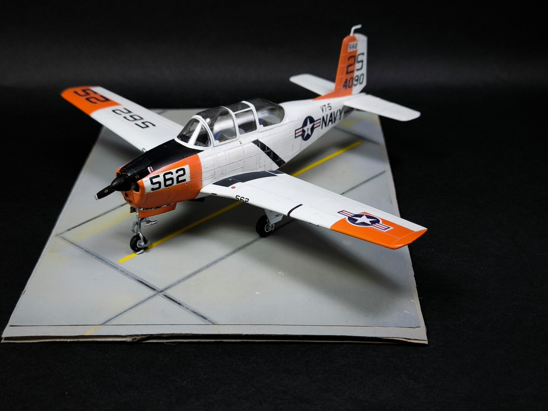 Beechraft T-34B Mentor - Academy, 1/48 - Ready for Inspection ...