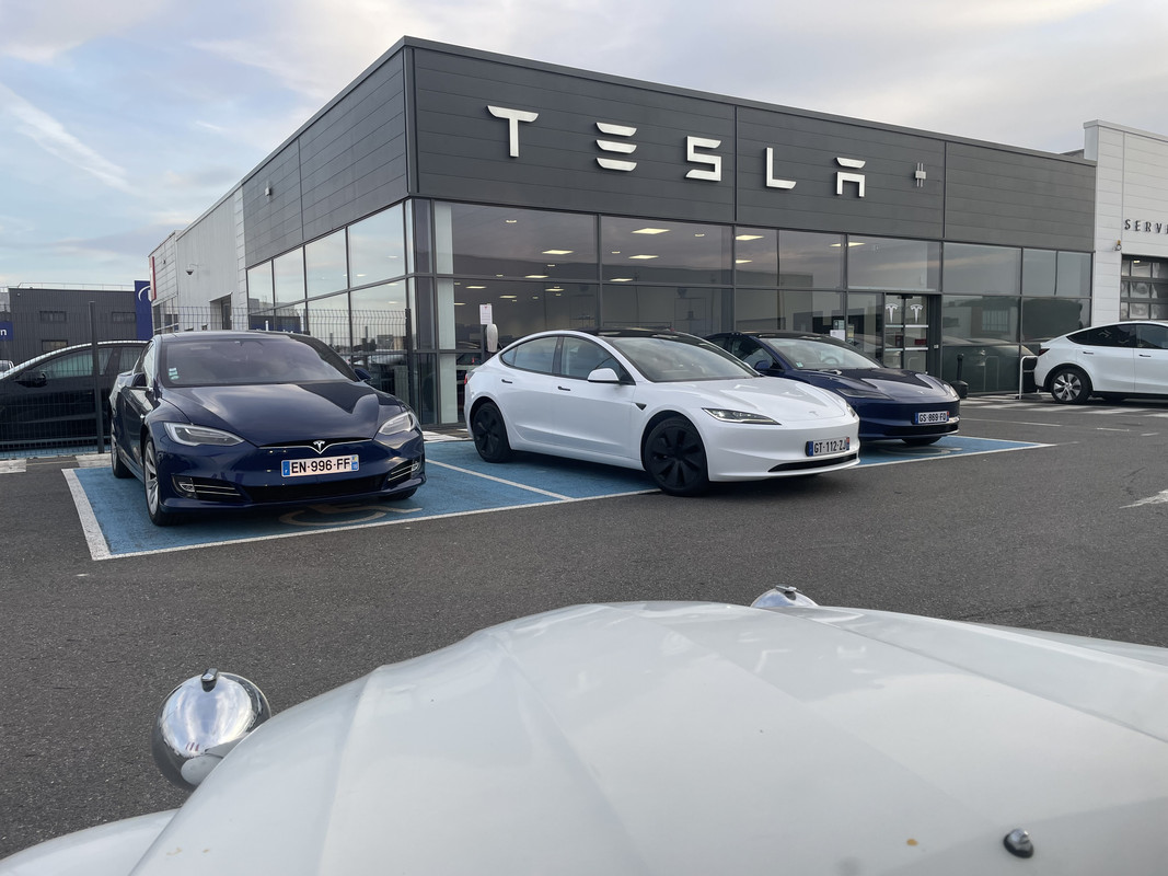 IMG 3272 — Postimages