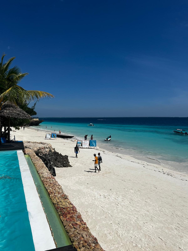 0c416279 83bf 4d5e 939b 3b268b42c3c1 — Postimages